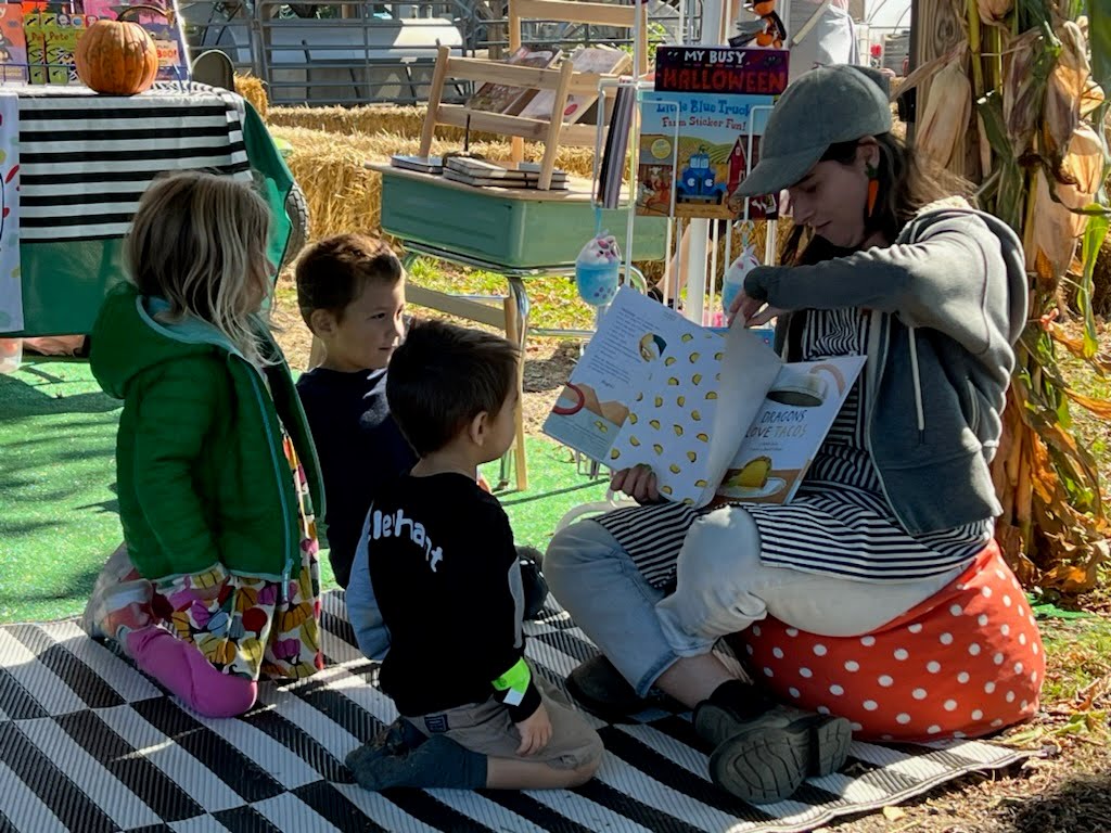 Mike's Maze – High Five Books